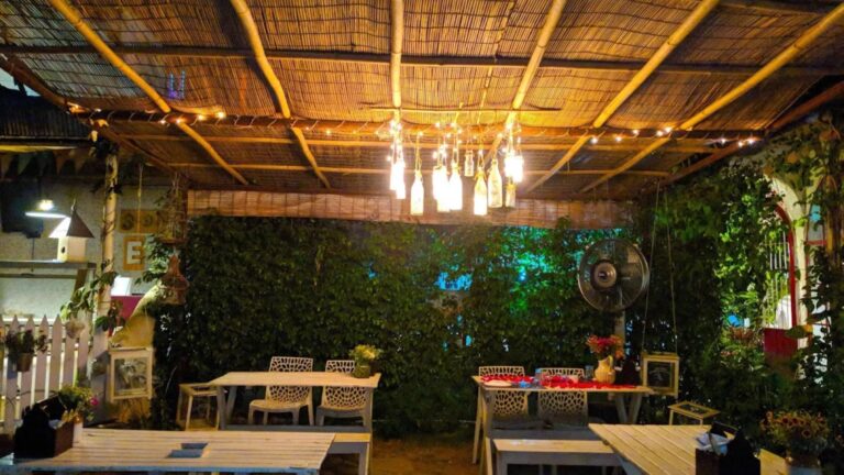 Best Cafes in Gurgaon: A Curated Guide for Every Cafe Lover